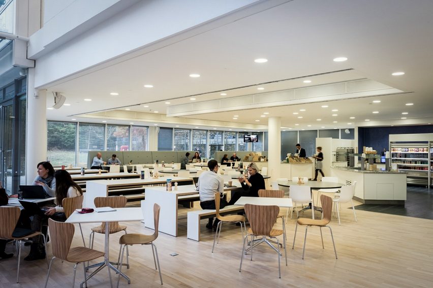 Jobs in Farnborough | Locations | BMW Group Careers UK