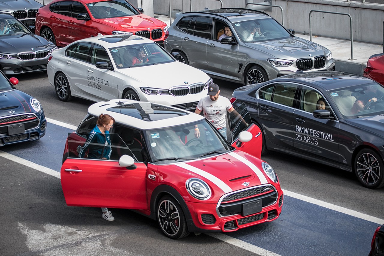Explora la planta de BMW en México City | BMW México